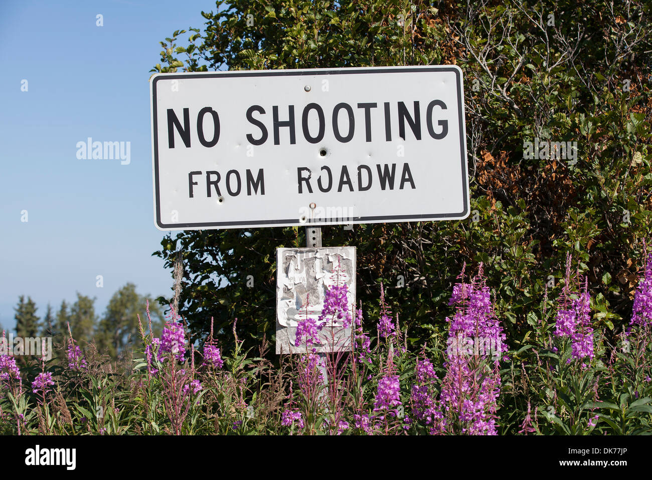 No shooting sign hi-res stock photography and images - Alamy