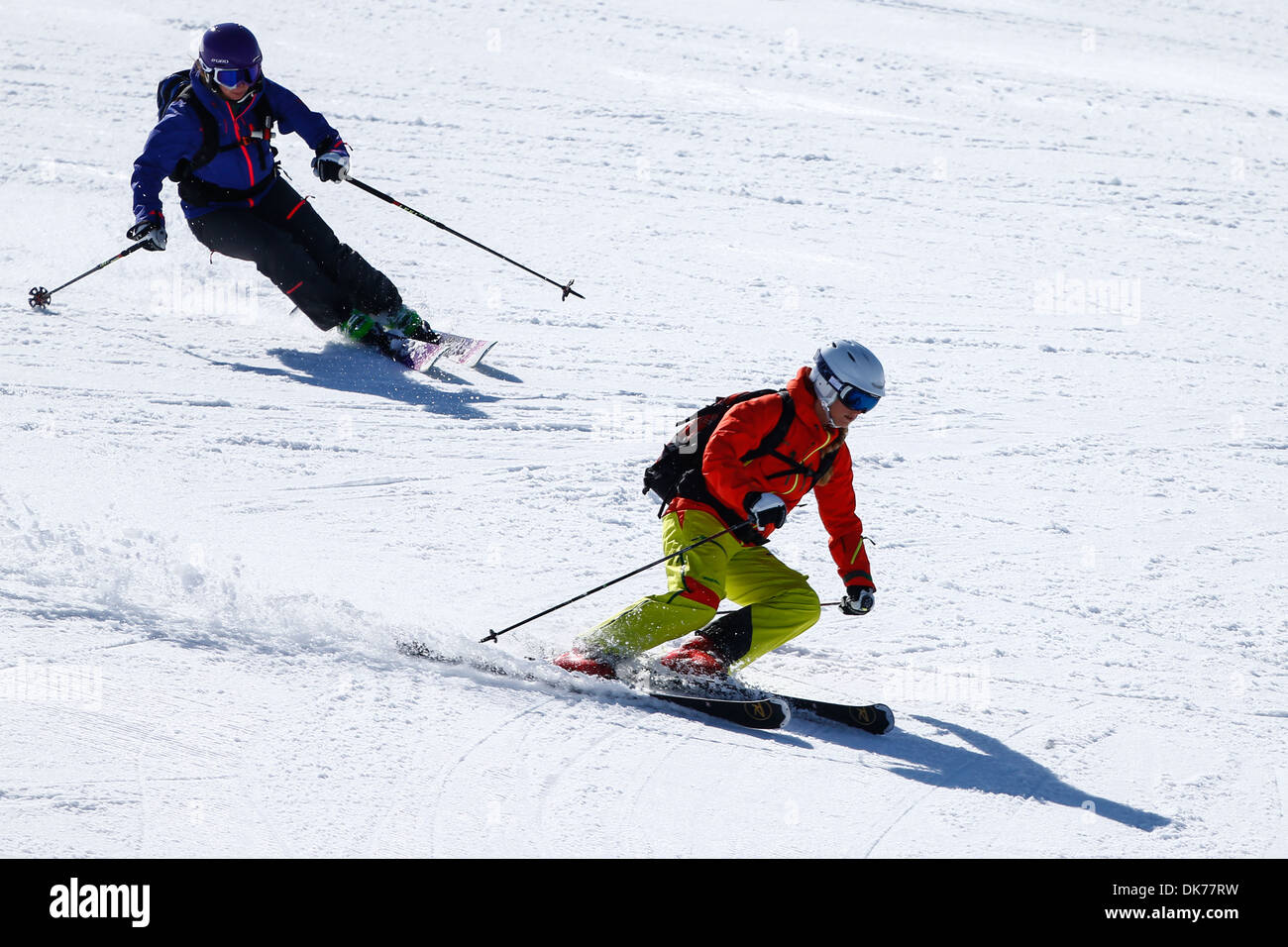 Skiiers on ski slope hi-res stock photography and images - Alamy