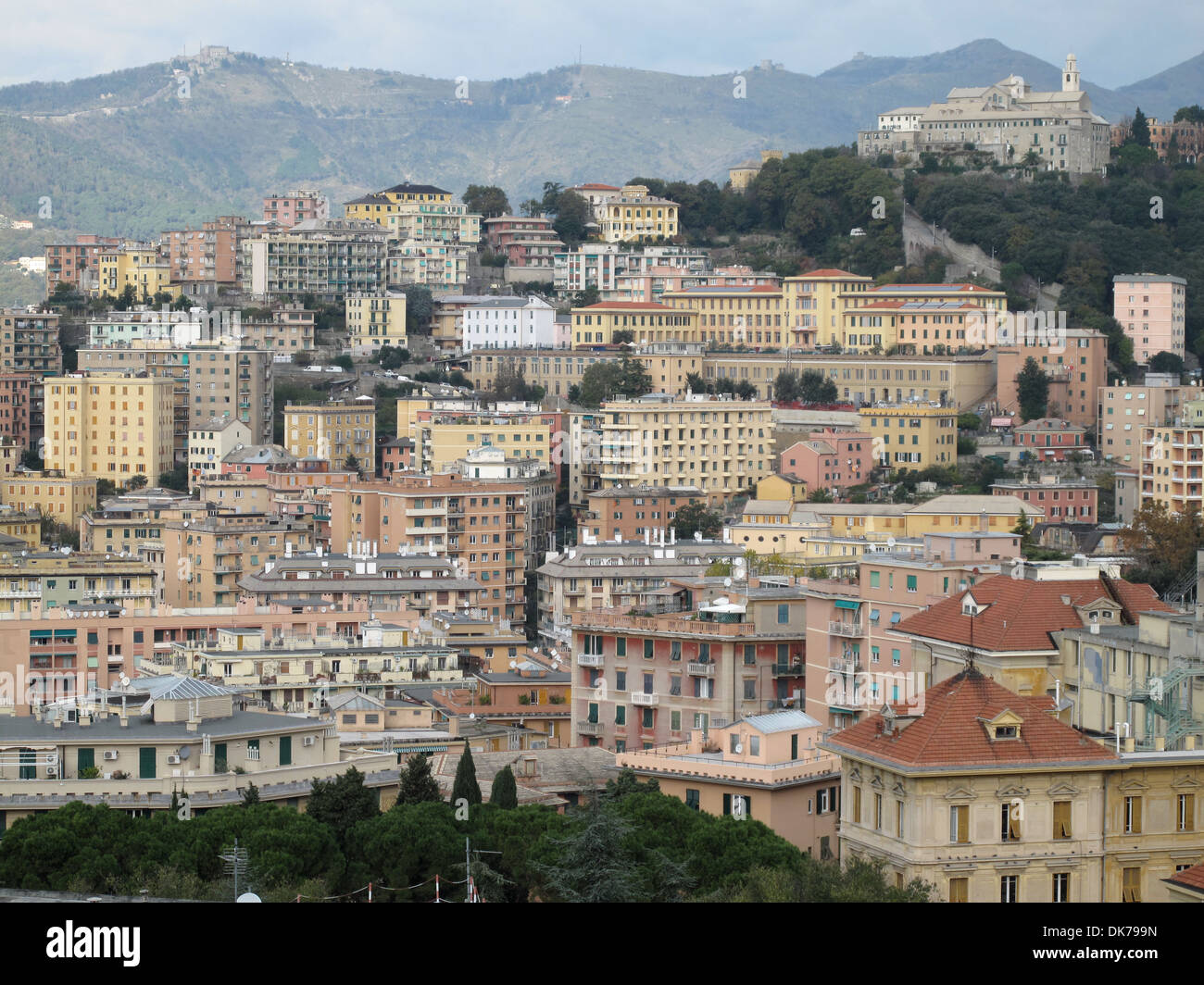 Genoa buildings hi-res stock photography and images - Alamy