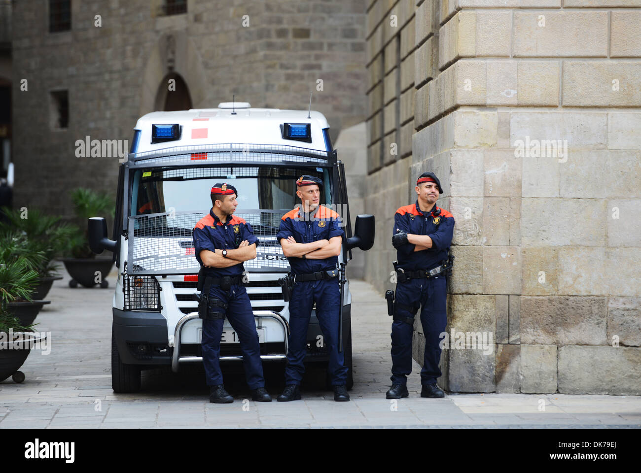 Police, policing, policemen, Barcelona, Spain Stock Photo - Alamy