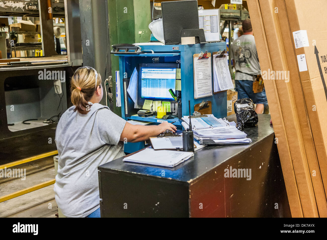 Us computer factory hi-res stock photography and images - Alamy