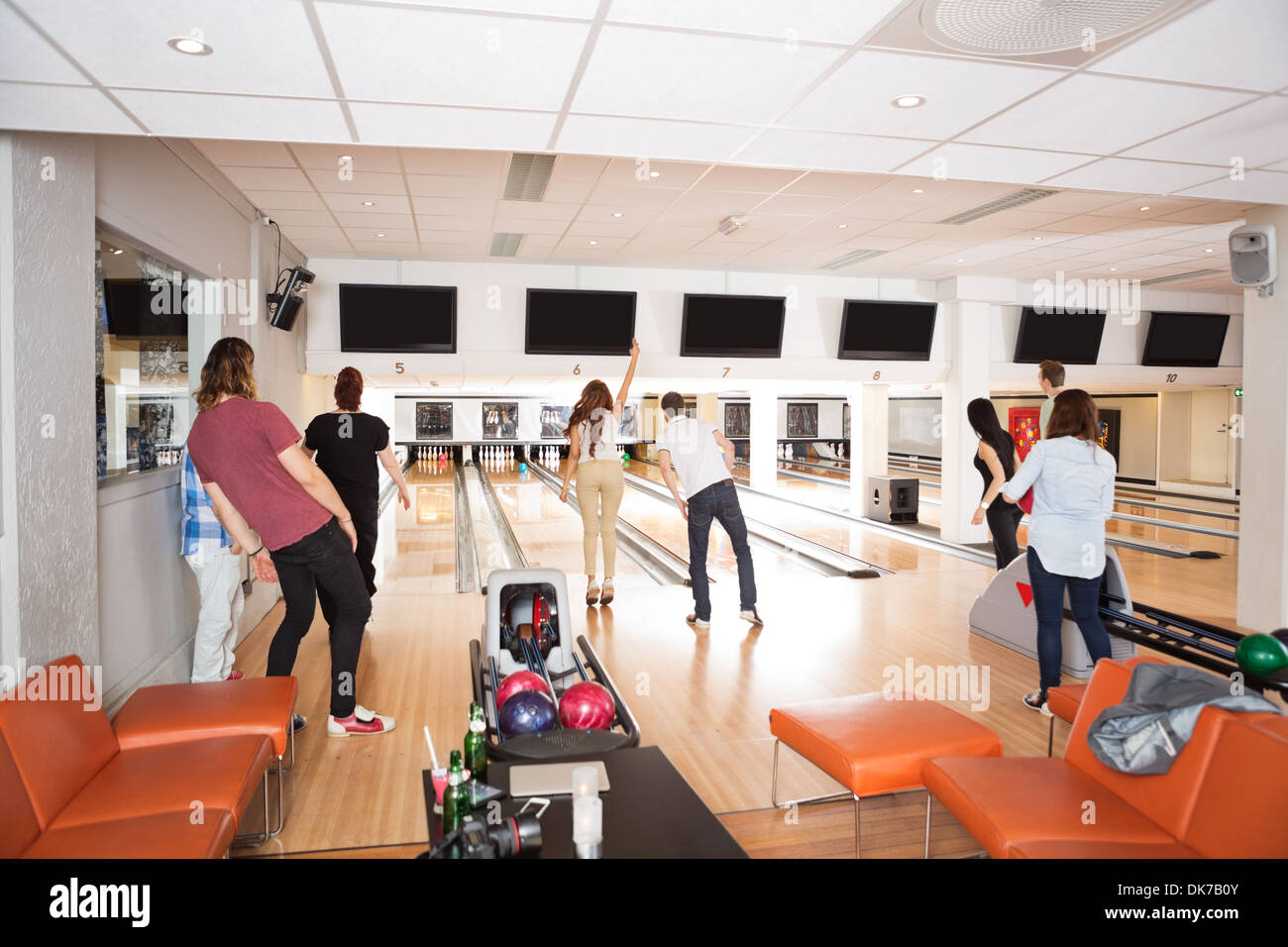 Ten Pin Bowling Screen High Resolution Stock Photography and Images - Alamy