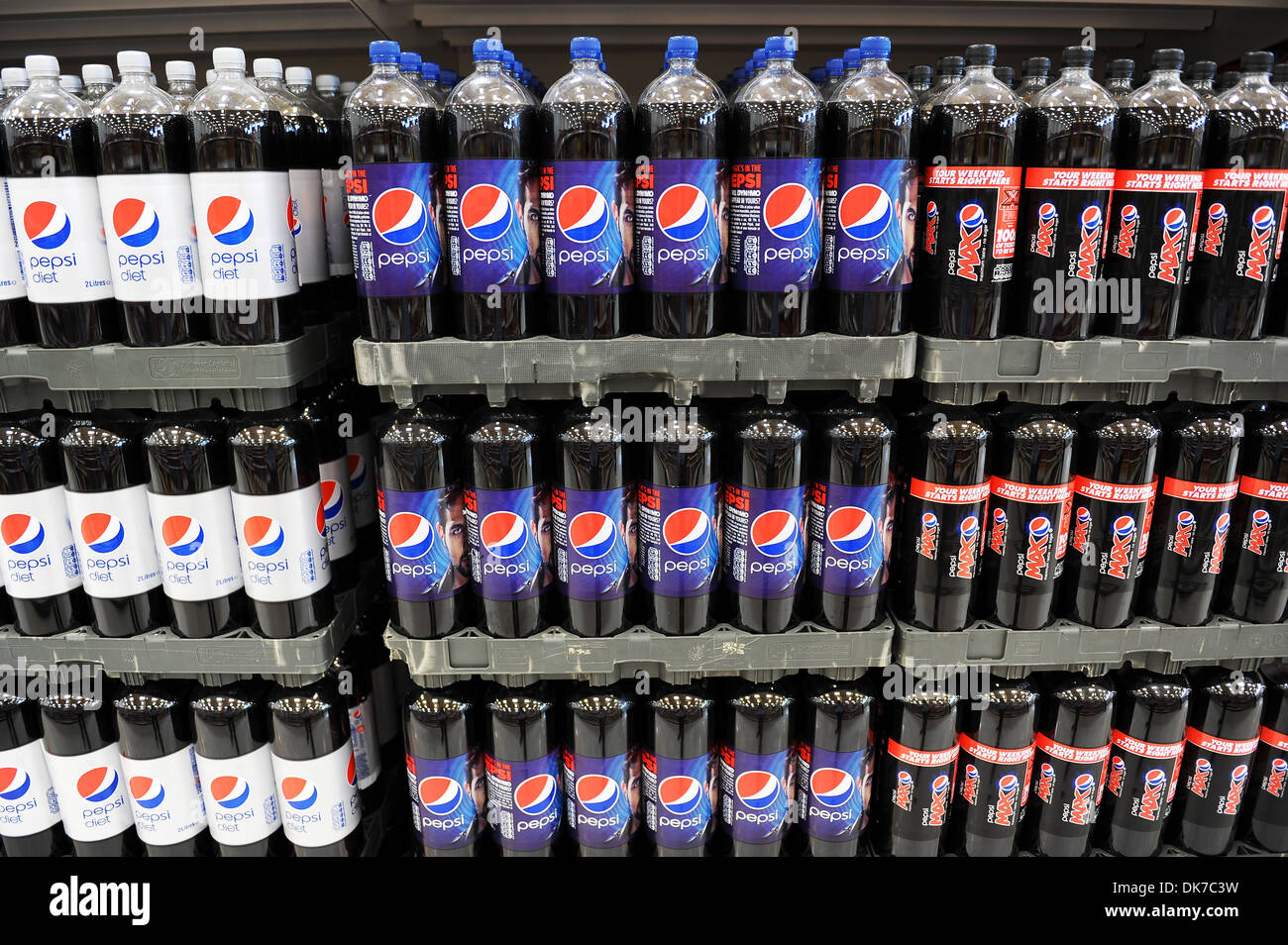 Pepsi hi-res stock photography and images - Alamy