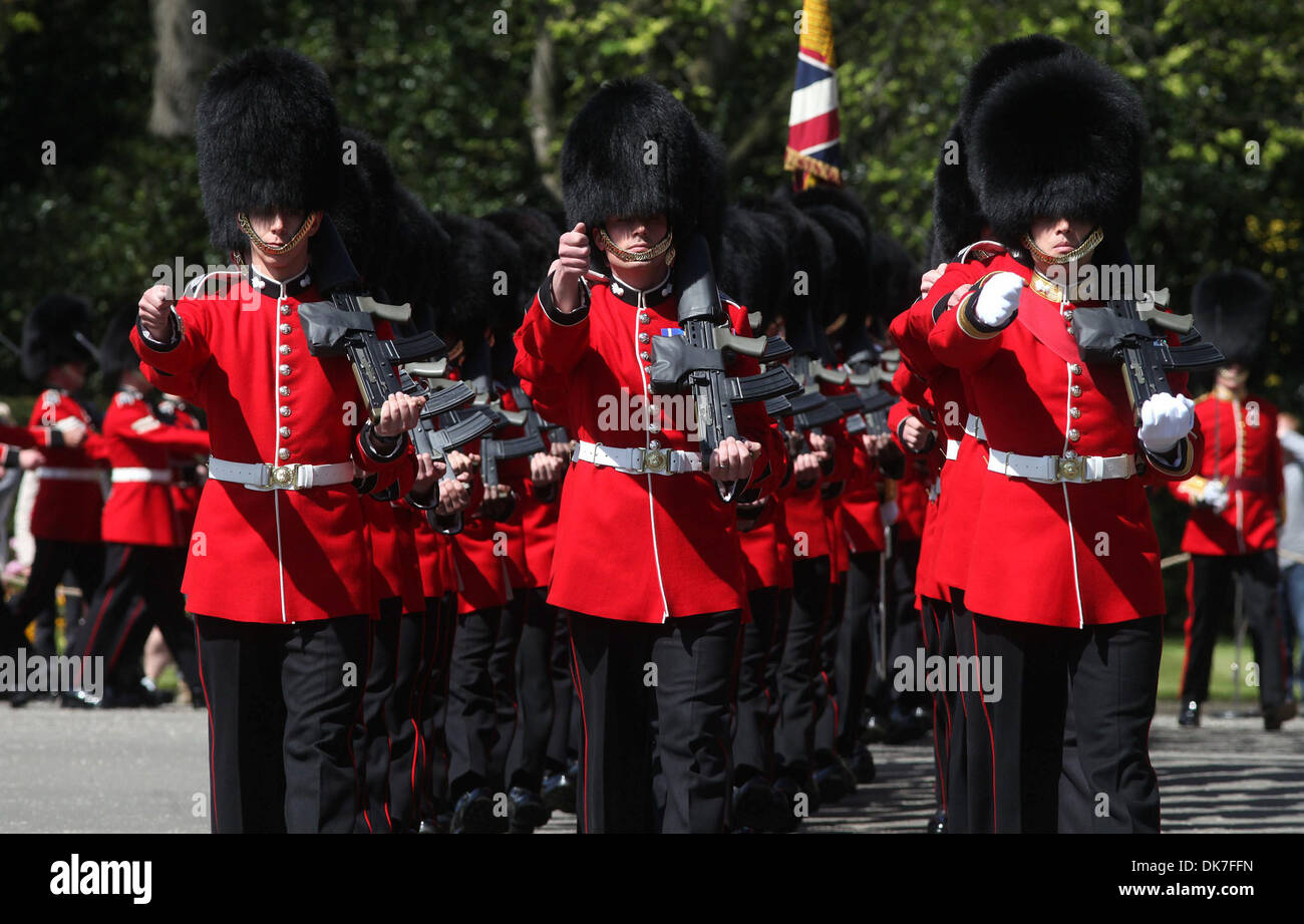 Grenadier Guards Uniform High Resolution Stock Photography and Images ...