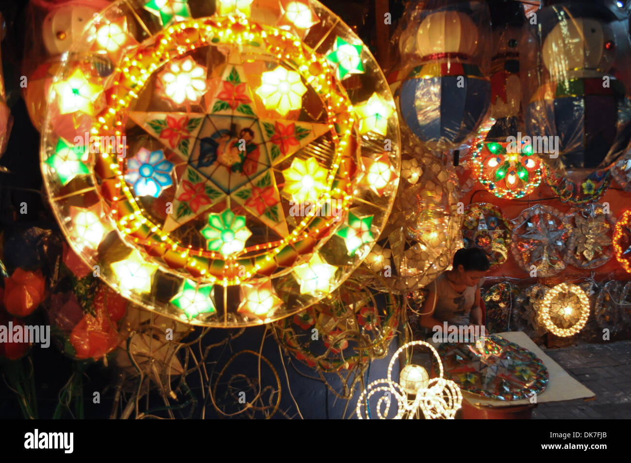 Philippines christmas lantern hi-res stock photography and images - Alamy