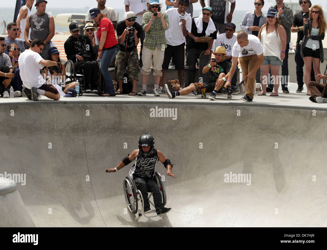 Christopher reeve wheelchair hi-res stock photography and images - Alamy