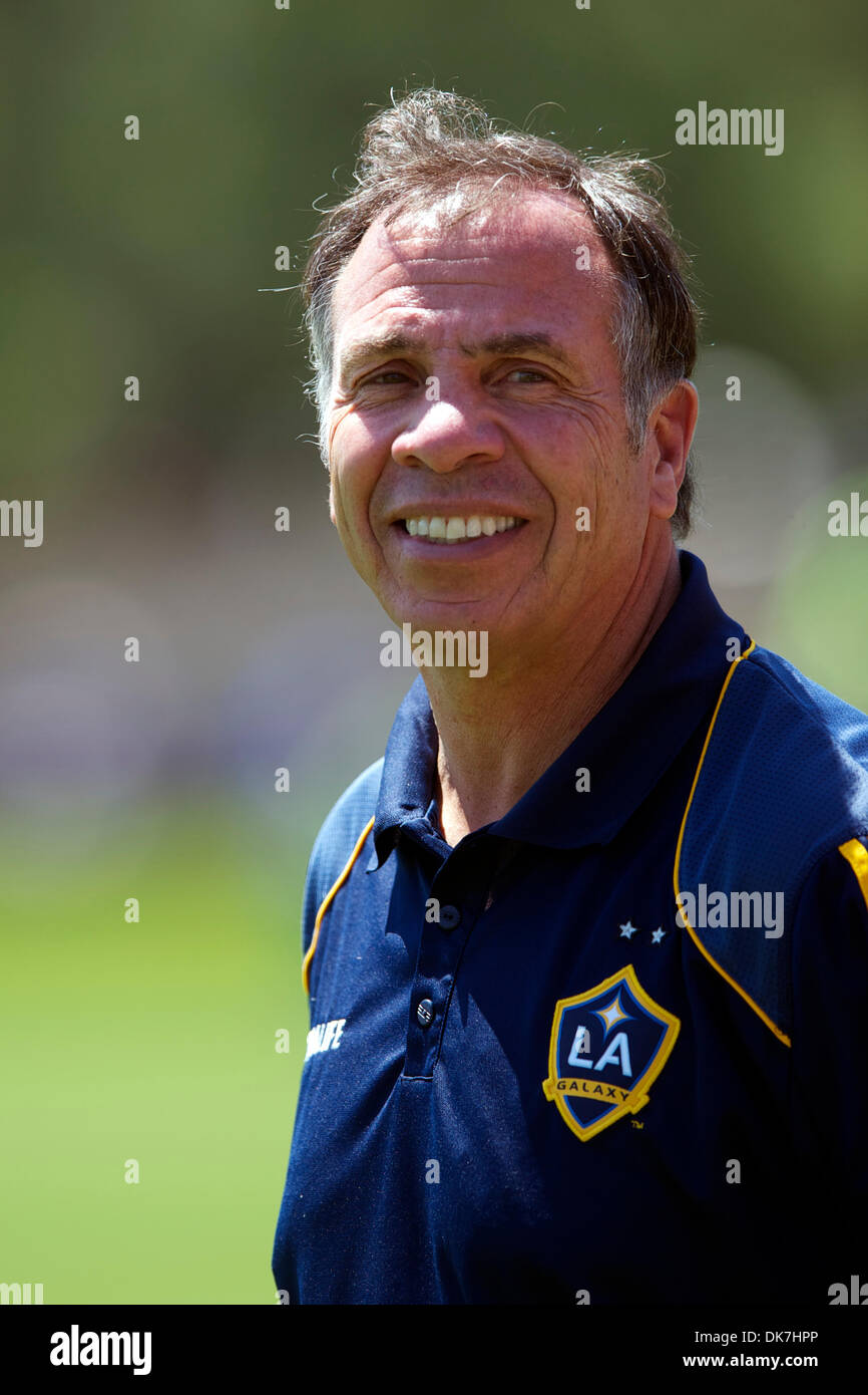 June 25, 2011 - Santa Clara, California, U.S - Galaxy head coach Bruce ...