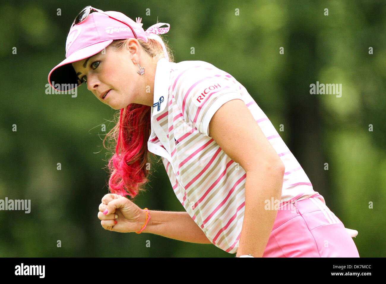 June 26, 2011 - Rochester, New York, U.S. - USA Paula Creamer fist ...