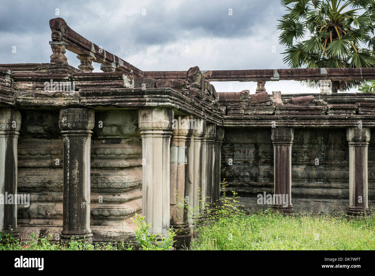 Bridge in Angkor Wat, Siem Reap, Cambodia Stock Photo - Alamy