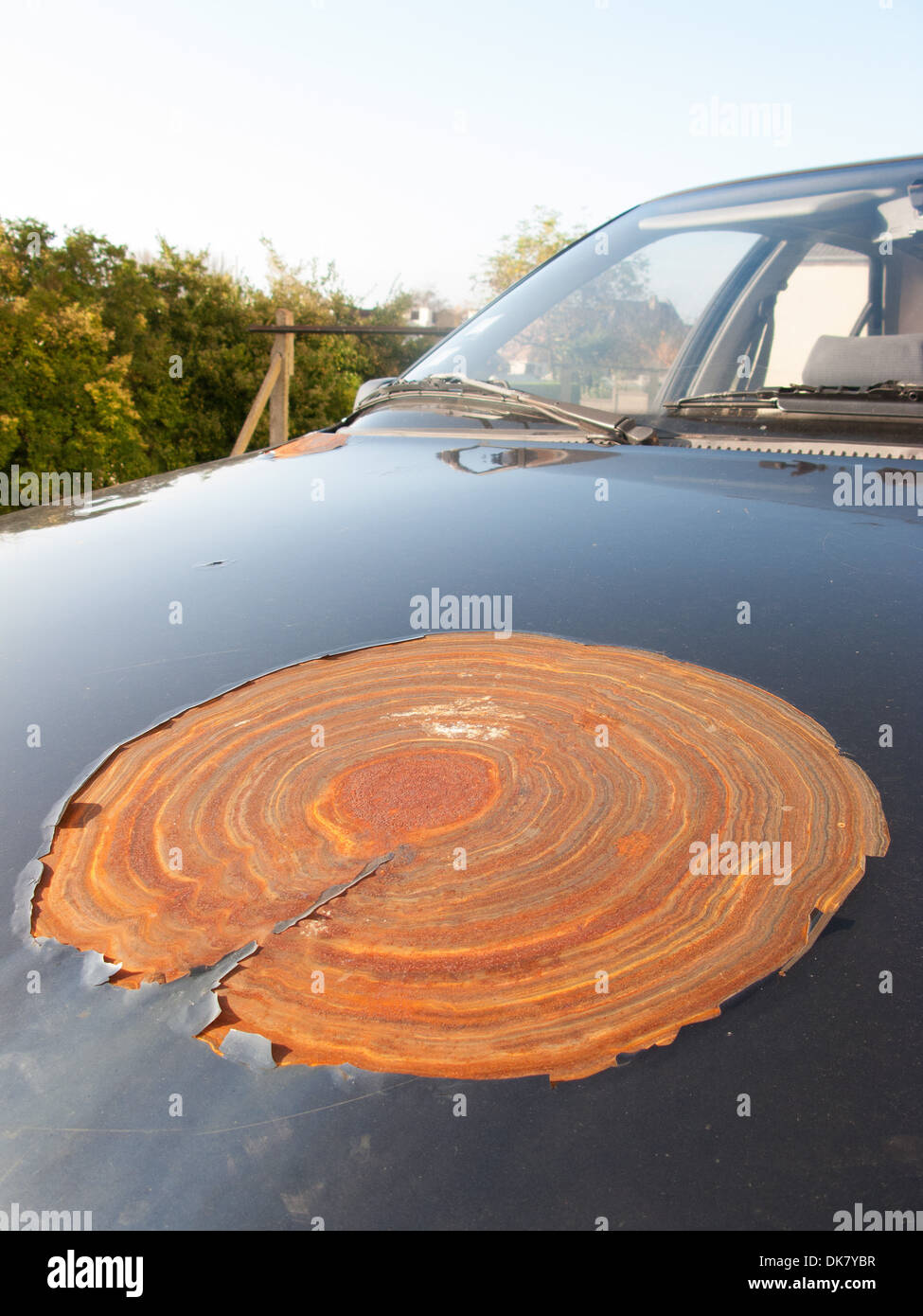 Rusty peugeot hi-res stock photography and images - Alamy