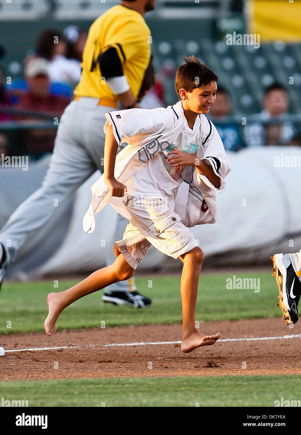 June 30, 2011 - Fort Worth, Texas, U.S - Fort Worth Cats fan Matthew ...