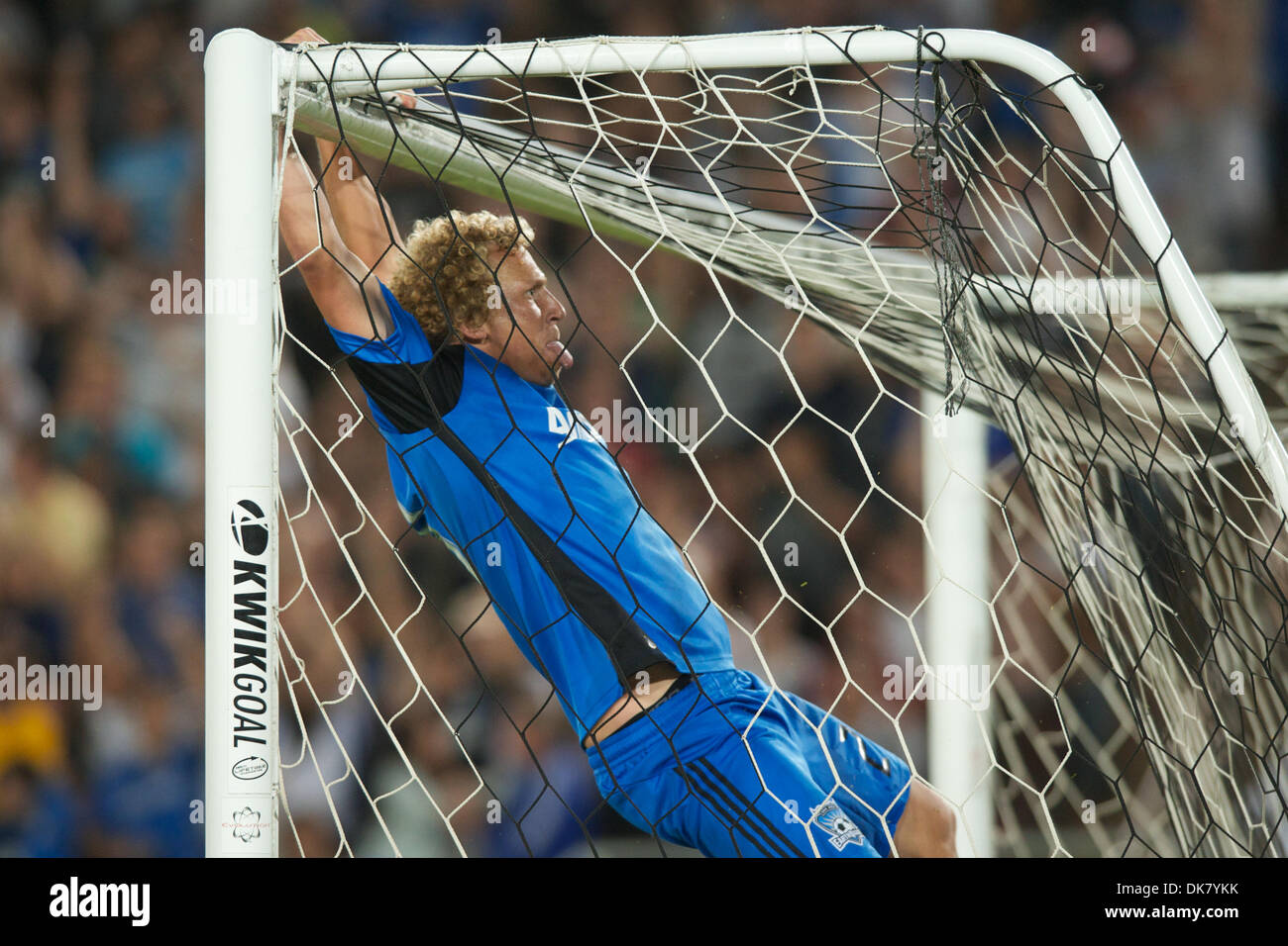 July 2, 2011 - Stanford, California, U.S - Earthquakes forward Steven ...