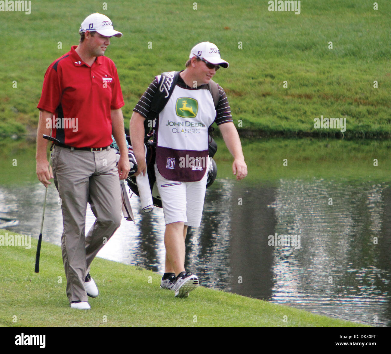 How frogs jump hi-res stock photography and images - Alamy