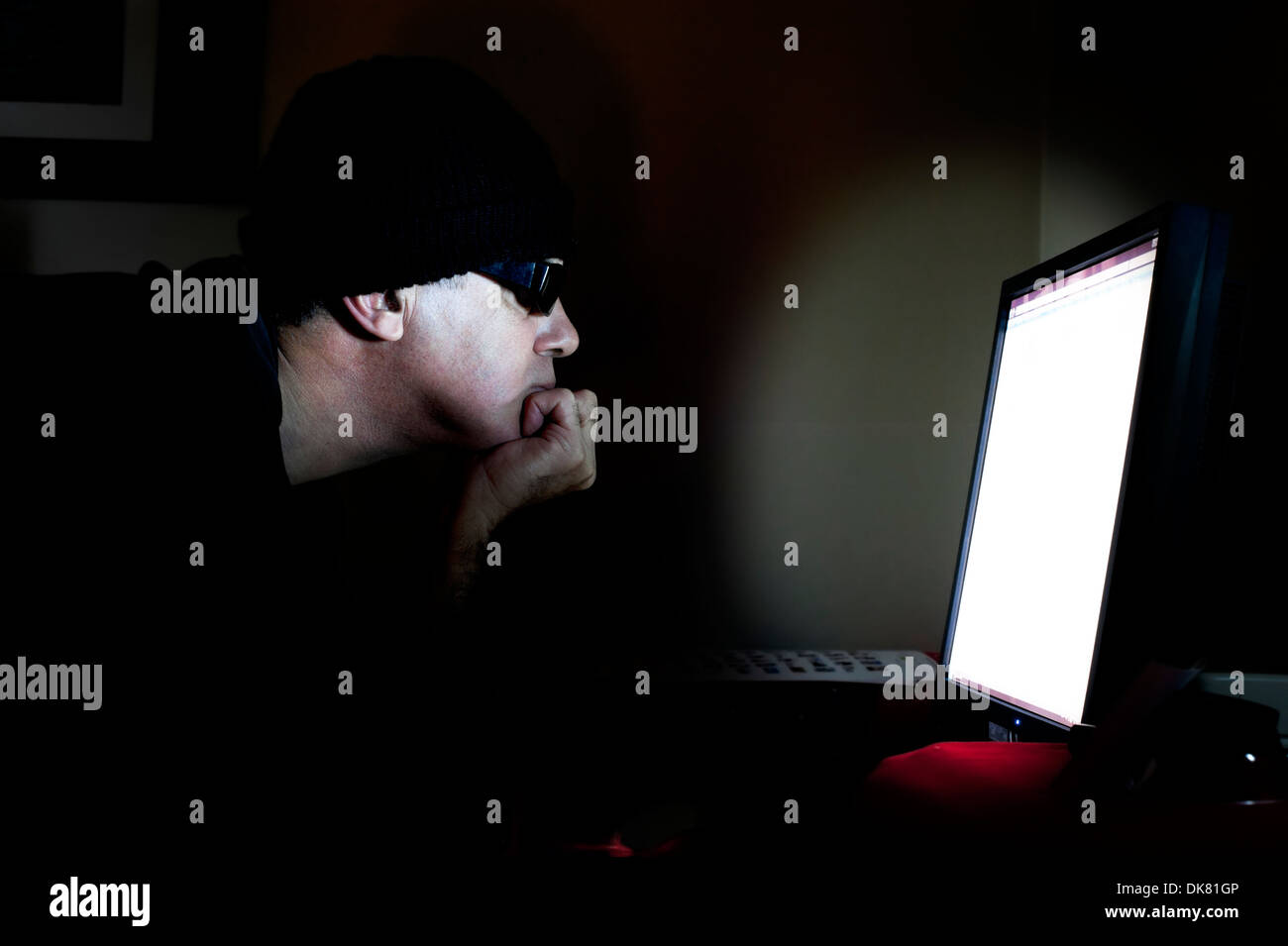Computer hacker hi-res stock photography and images - Alamy