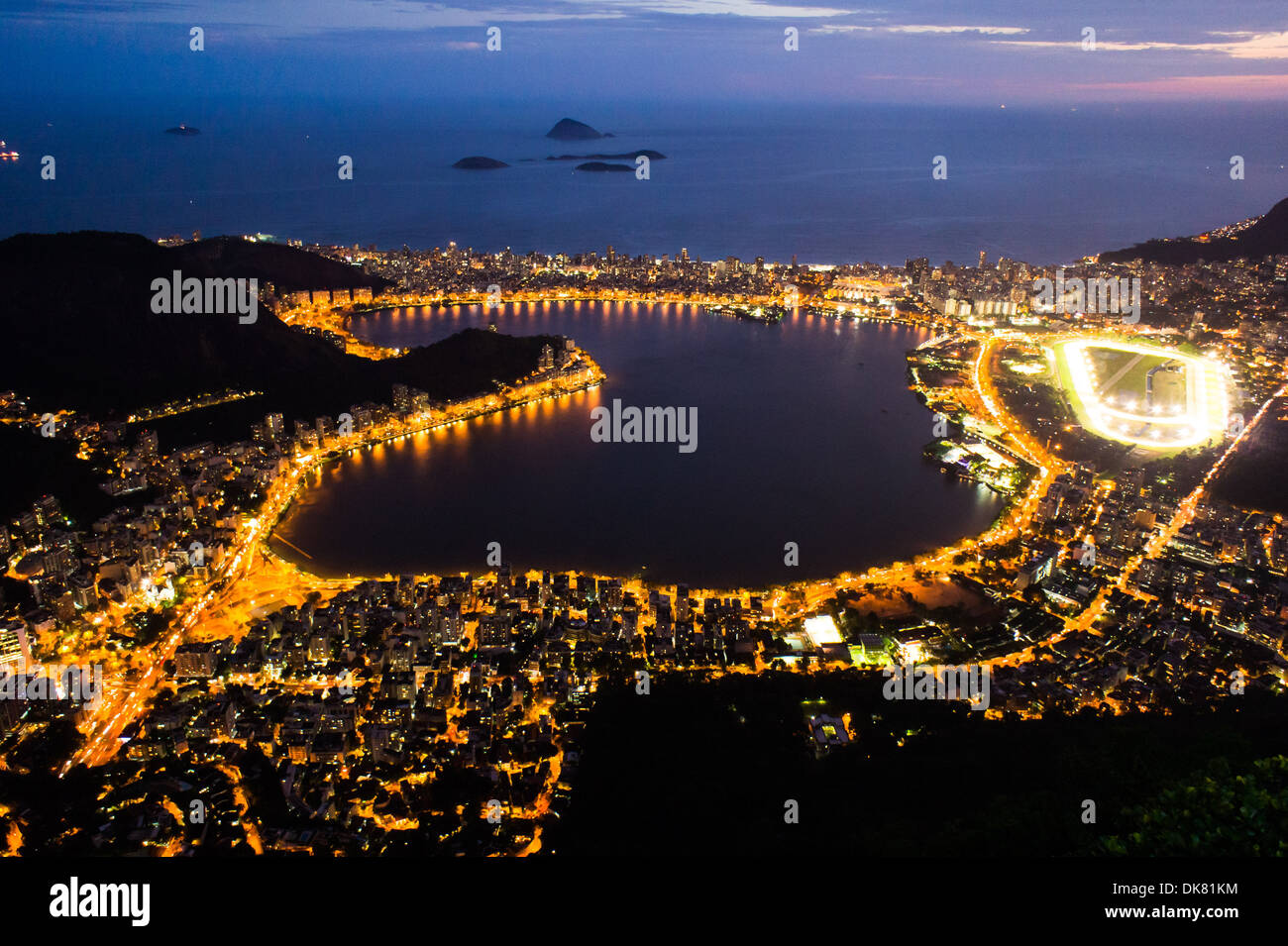 Rodrigo freitas lagoon hi-res stock photography and images - Alamy