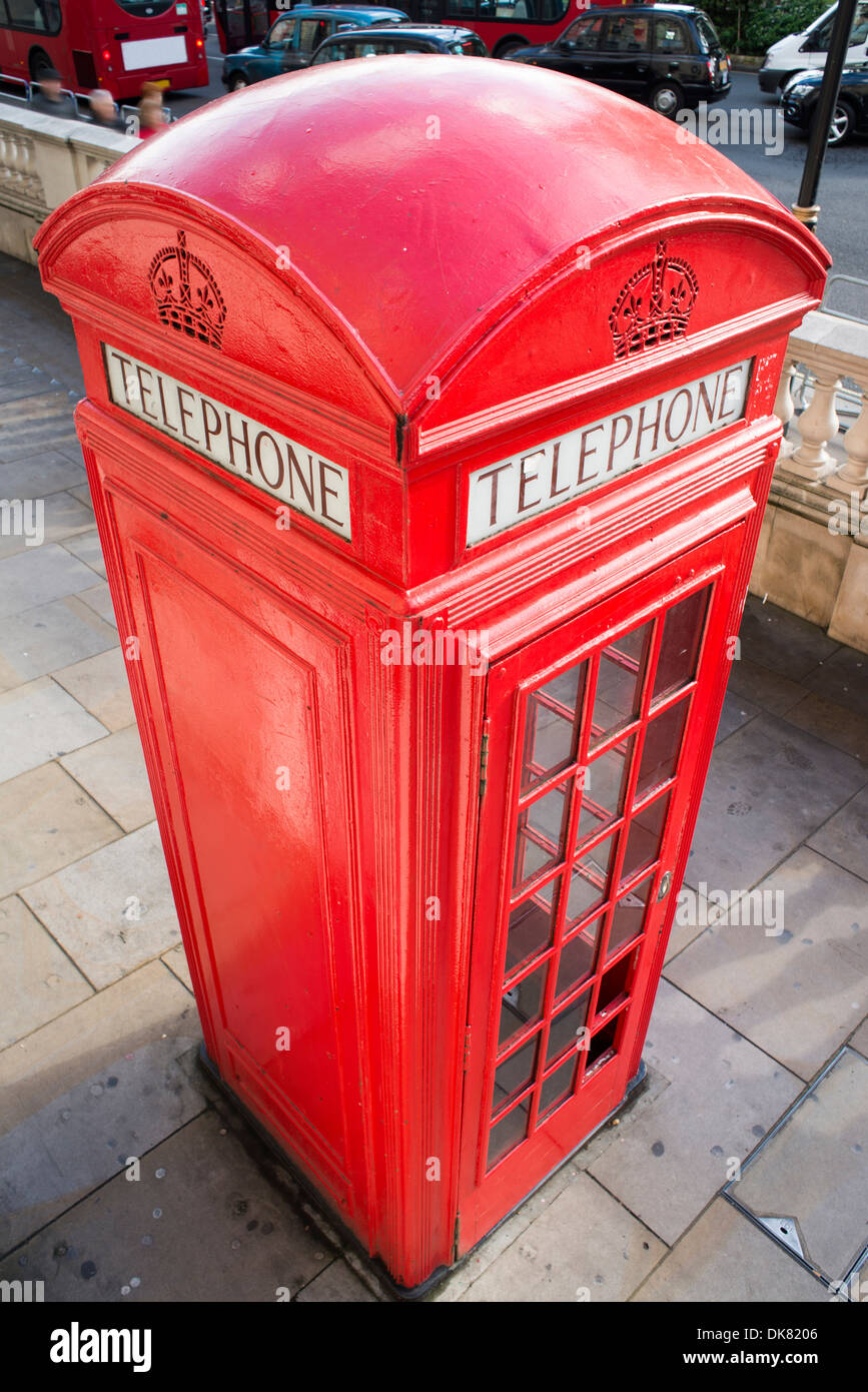Red Phone cabine in London. Vintage phone cabine monumental Stock Photo ...