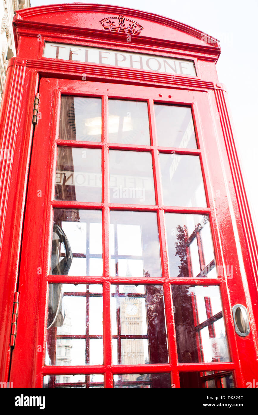 Red Phone cabine in London. Vintage phone cabine monumental Stock Photo ...