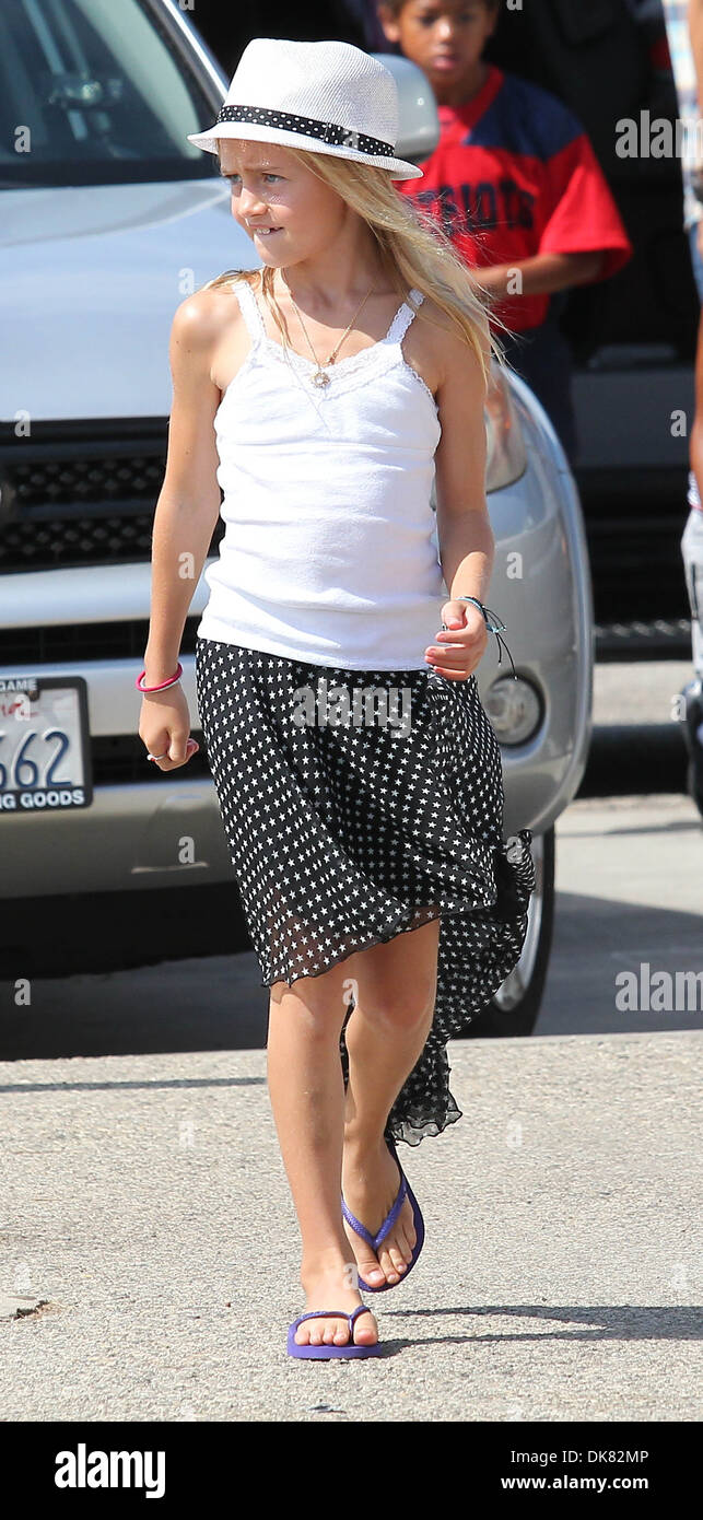 Leni Samuel Heidi Klum goes to her son's soccer game in Brentwood with ...