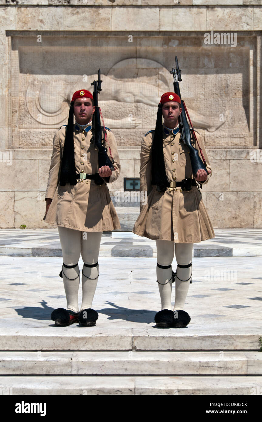 The Greek Presidential Guard at the Tomb of the Unknown Soldier in ...