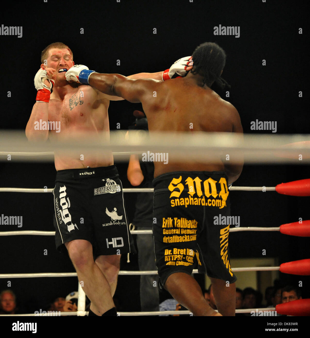 Rounc hi-res stock photography and images - Alamy