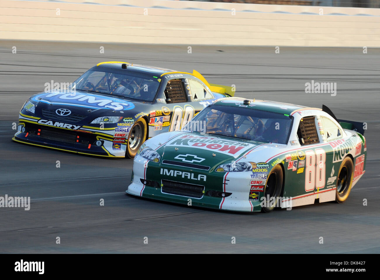Mountain dew race car hi-res stock photography and images - Alamy