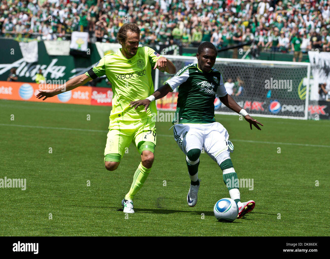 Roger levesque hi-res stock photography and images - Alamy