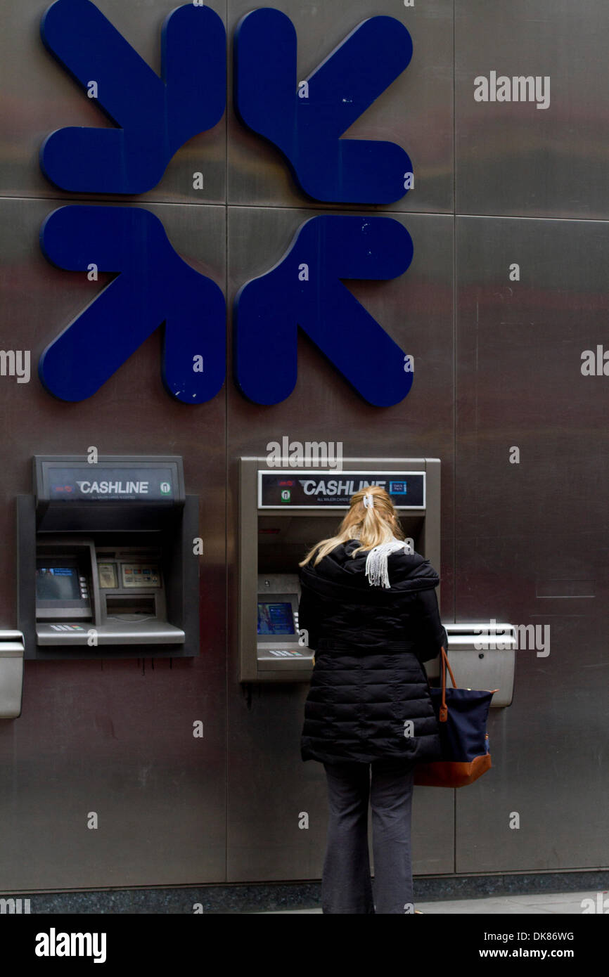 Rbs bank customers hi-res stock photography and images - Alamy