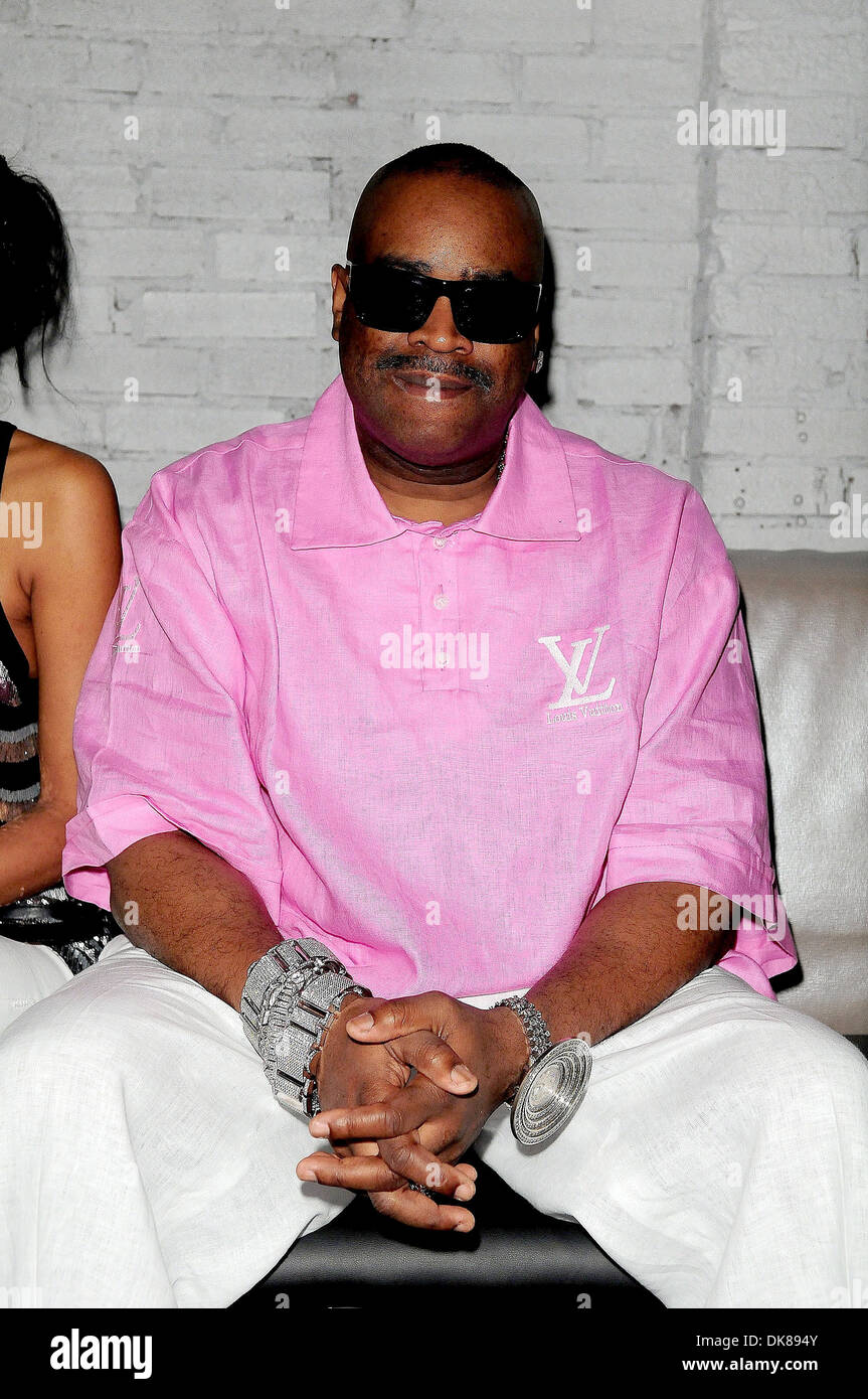 Rapper Slick Rick aka Richard Walters Slick Rick performs at Club Rush ...