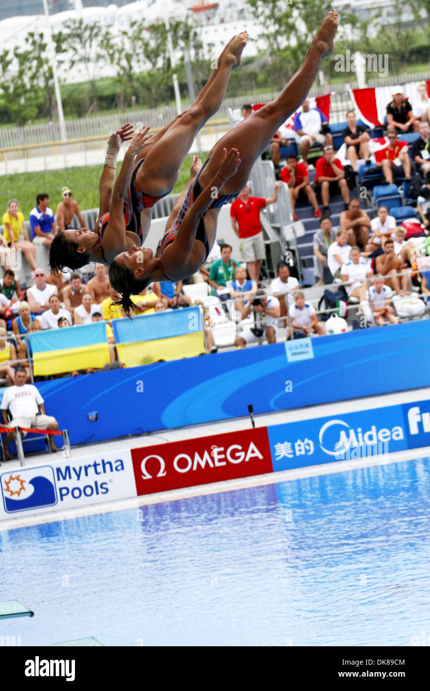 July 16, 2011 - Shanghai, China - TANIA CAGNOTTO (left) and FRANCESCA ...
