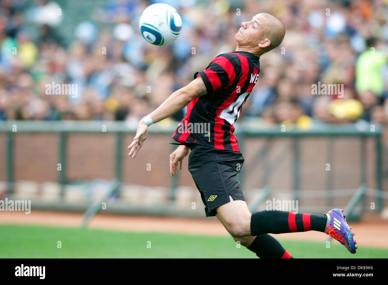 Chest traps hi-res stock photography and images - Alamy