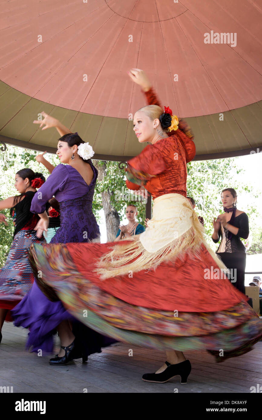 Traditional spanish market santa fe hi-res stock photography and images ...