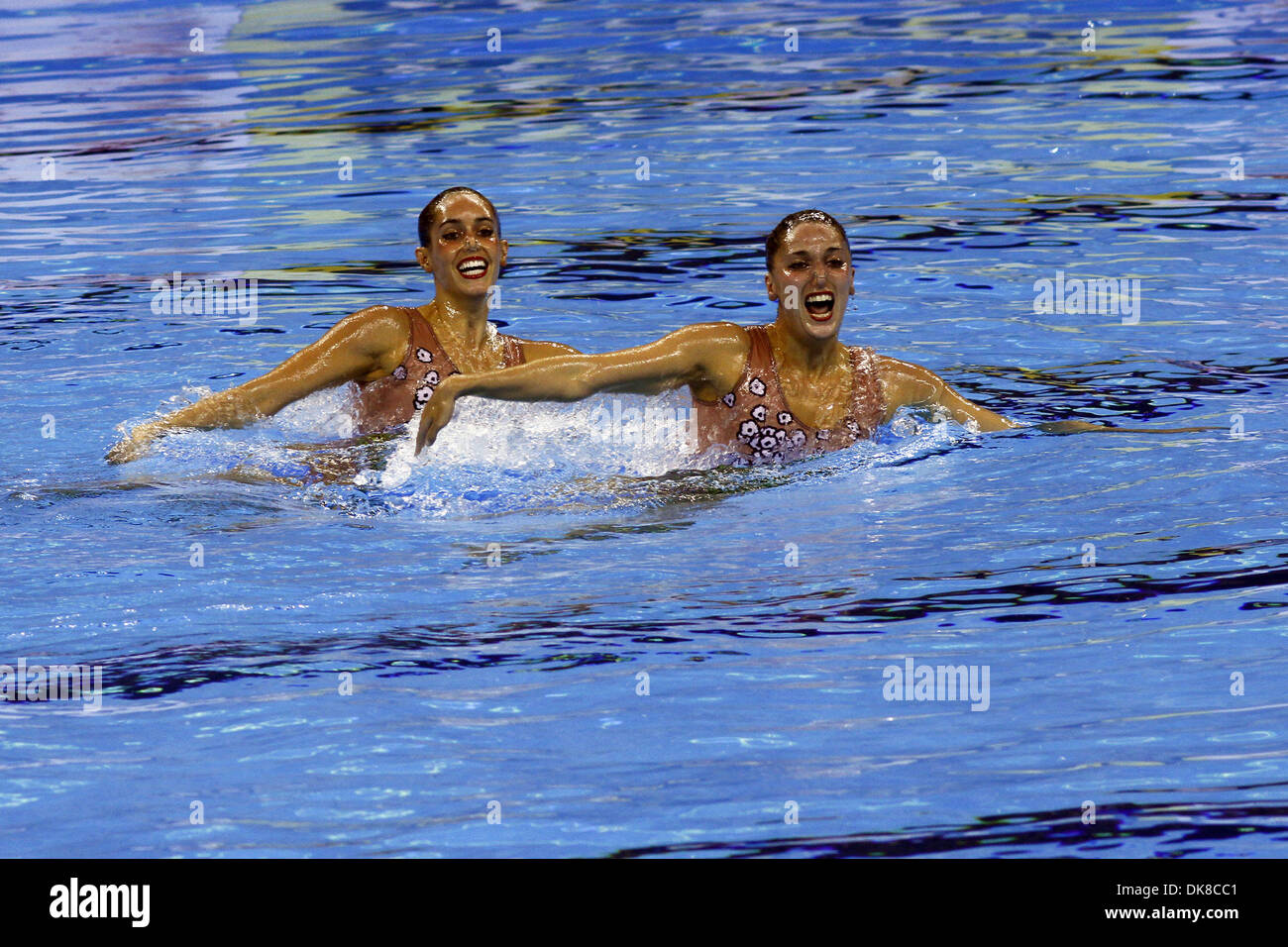 Synchronized swimming china hi-res stock photography and images - Alamy