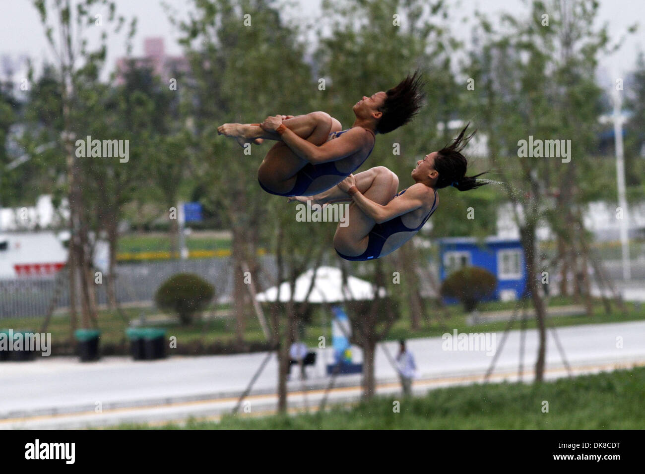 July 18, 2011 - Shanghai, China - The Malaysian team of LEONG MUN YEE ...