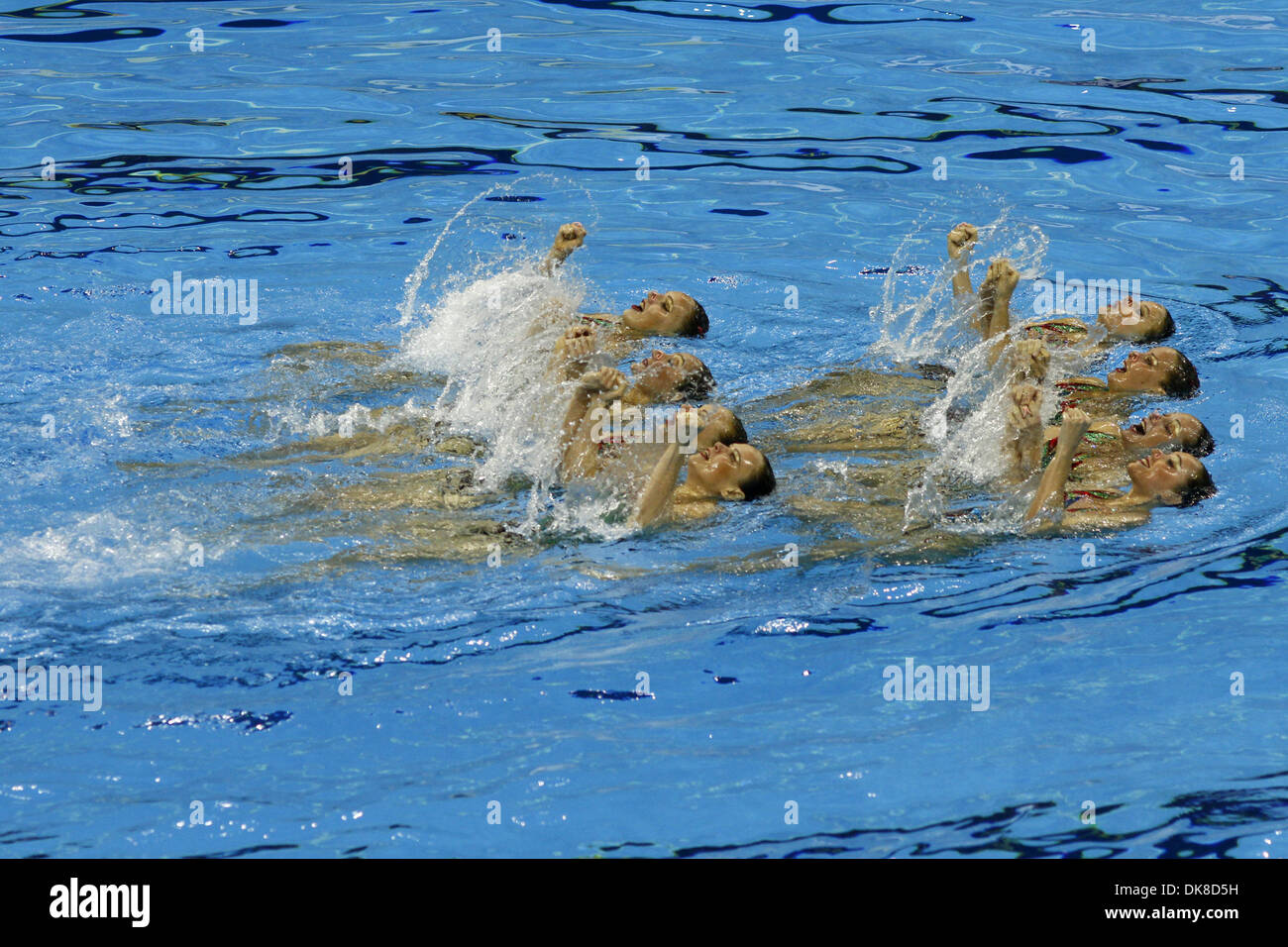 Synchronized swimming china hi-res stock photography and images - Alamy