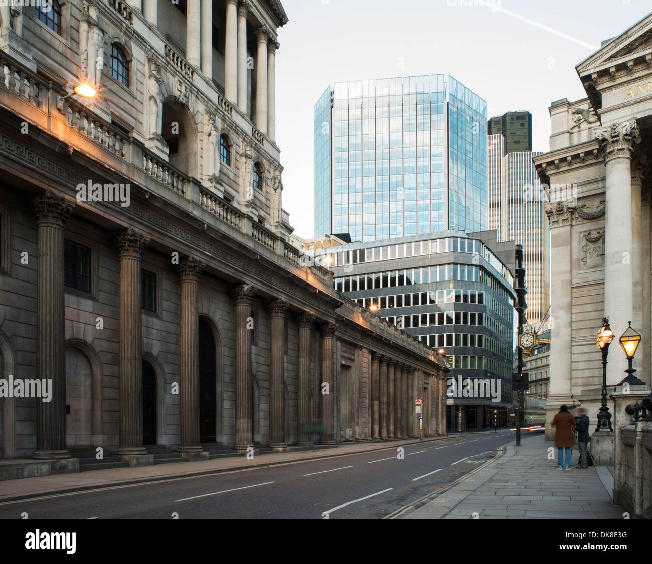 Contemporary buildings in the city of london hi-res stock photography ...
