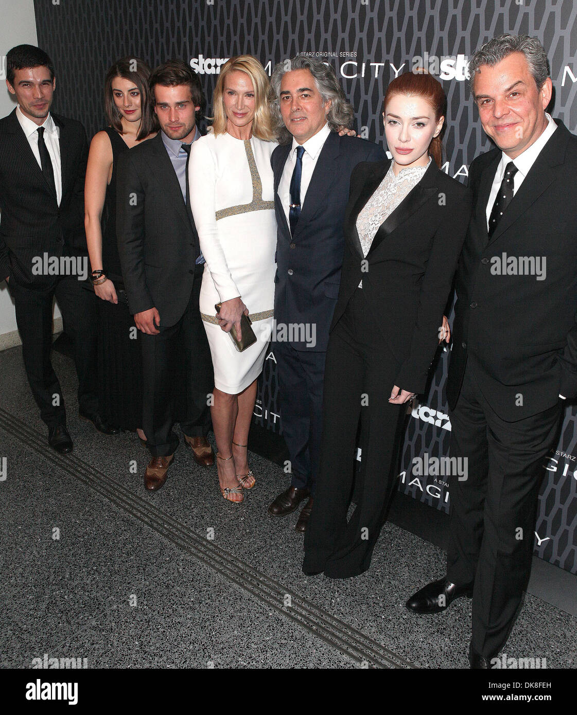 Steven Strait Dominik Garcia-Lorido Christian Cooke Kelly Lynch Mitch ...