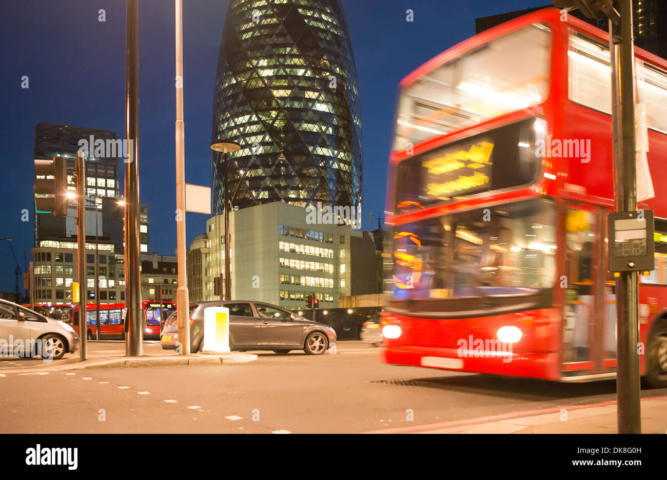 Red Bus in City of London. Night in city of London Stock Photo - Alamy