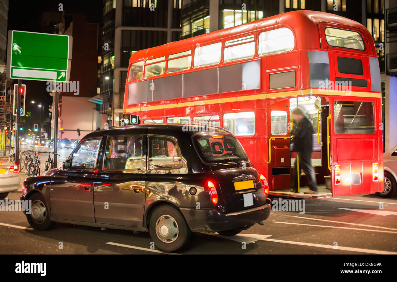 Old london bus night hi-res stock photography and images - Alamy