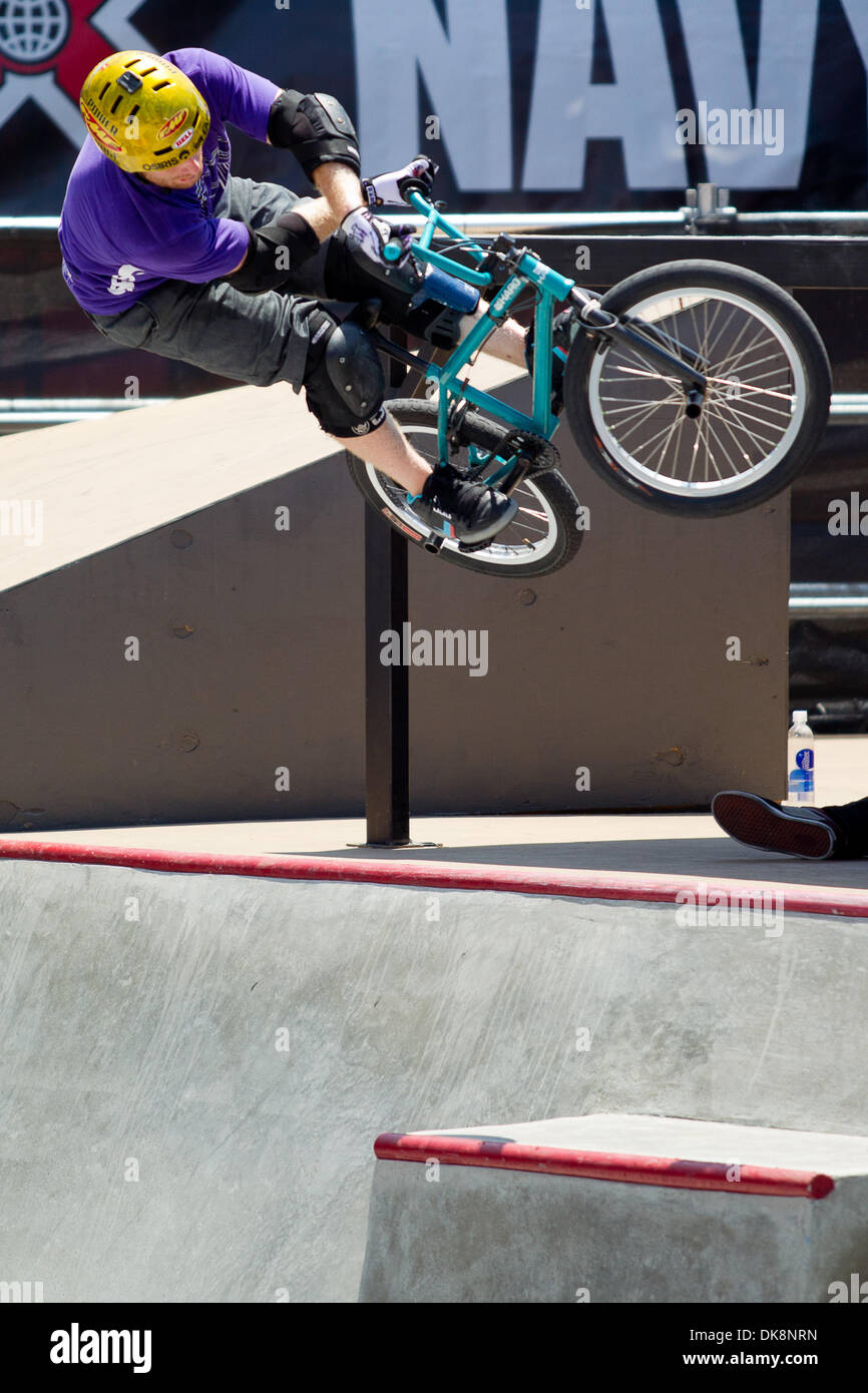 July 28, 2011 - Los Angeles, California, U.S - Ryan Nyquist competes in ...