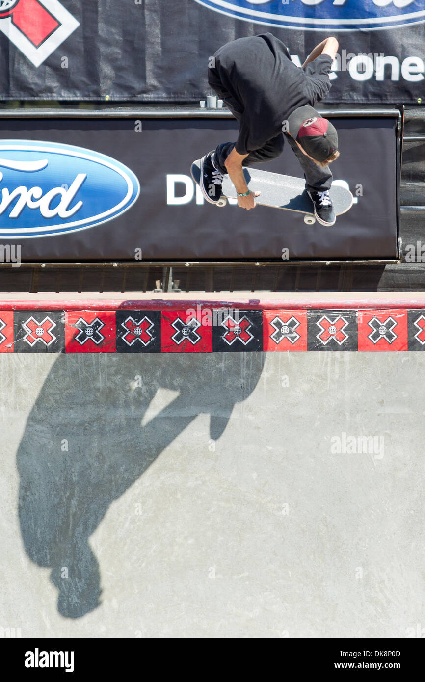 July 28, 2011 - Los Angeles, California, U.S - Aaron Homoki competes in ...