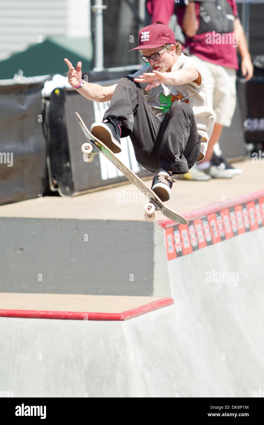 July 28, 2011 - Los Angeles, California, U.S - Ben Raybourn competes in ...