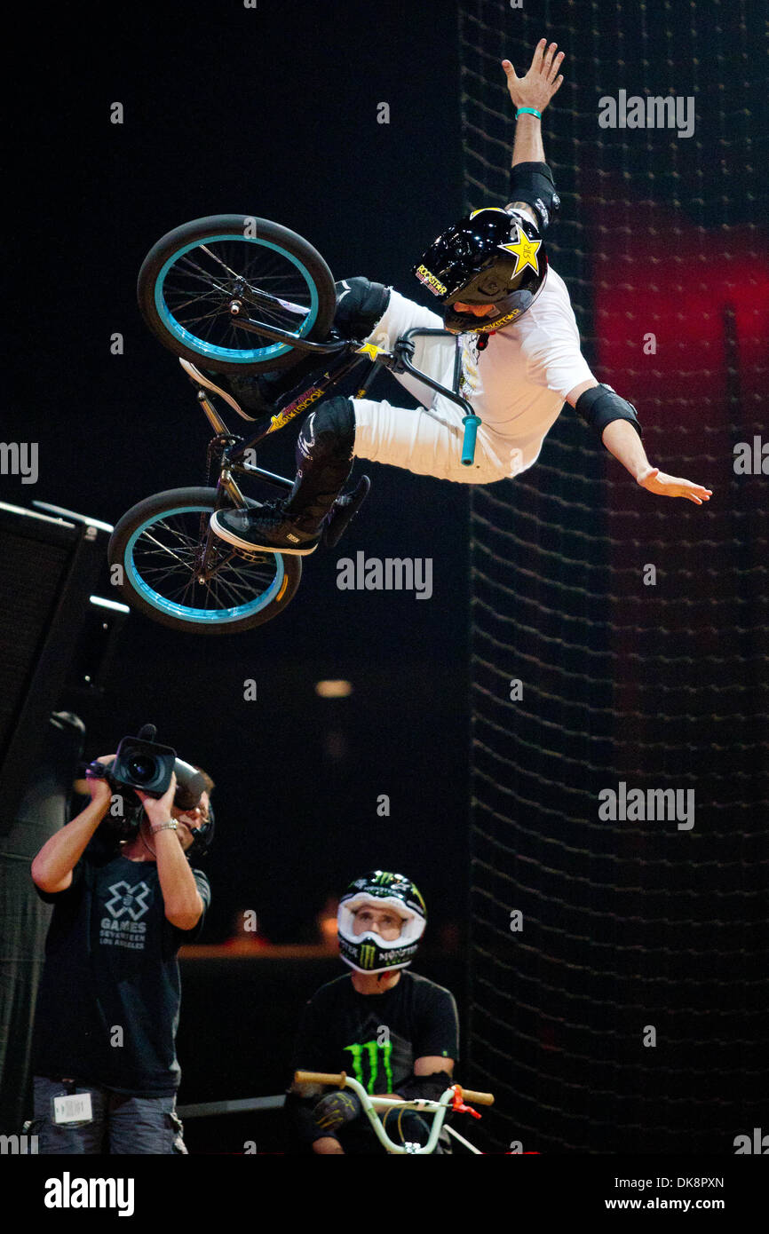 July 29, 2011 - Los Angeles, California, U.S - Simon Tabron competes in ...