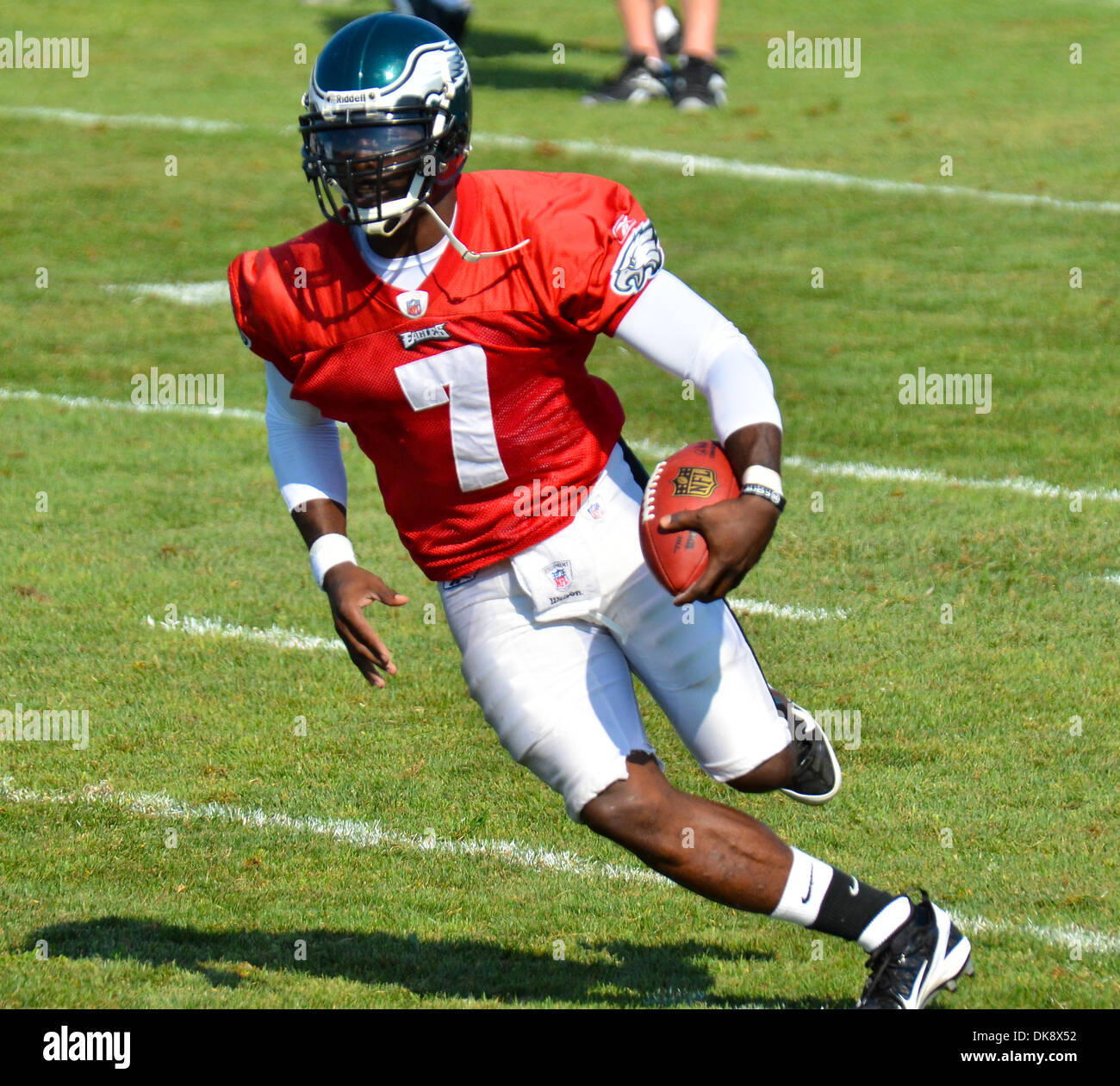 July 31, 2011 - Bethlehem, PA, USA - Eagles quarterback, MICHAEL VICK ...