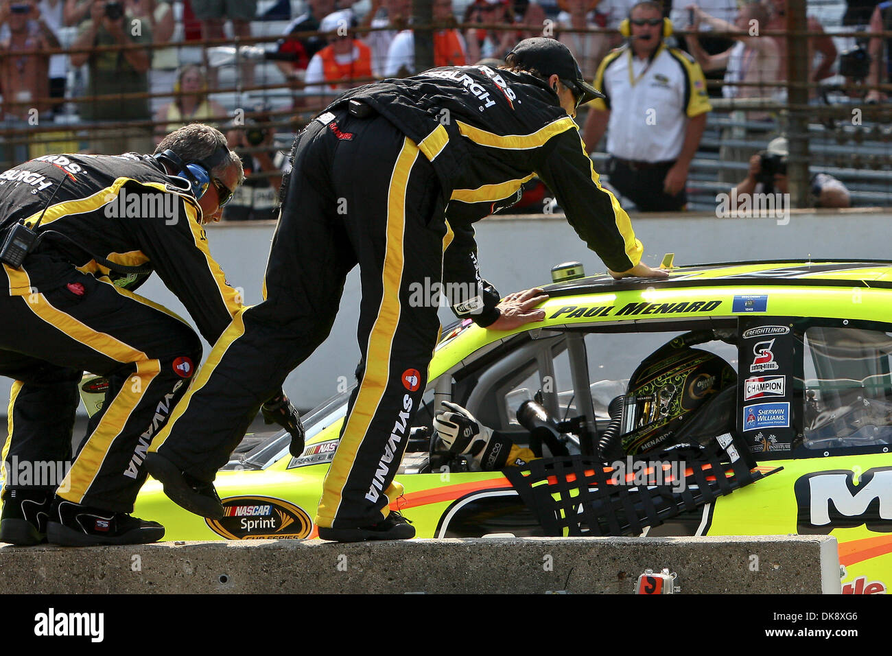 July 31, 2011 - Indianapolis, Indiana, U.S - Crew members congratulate ...