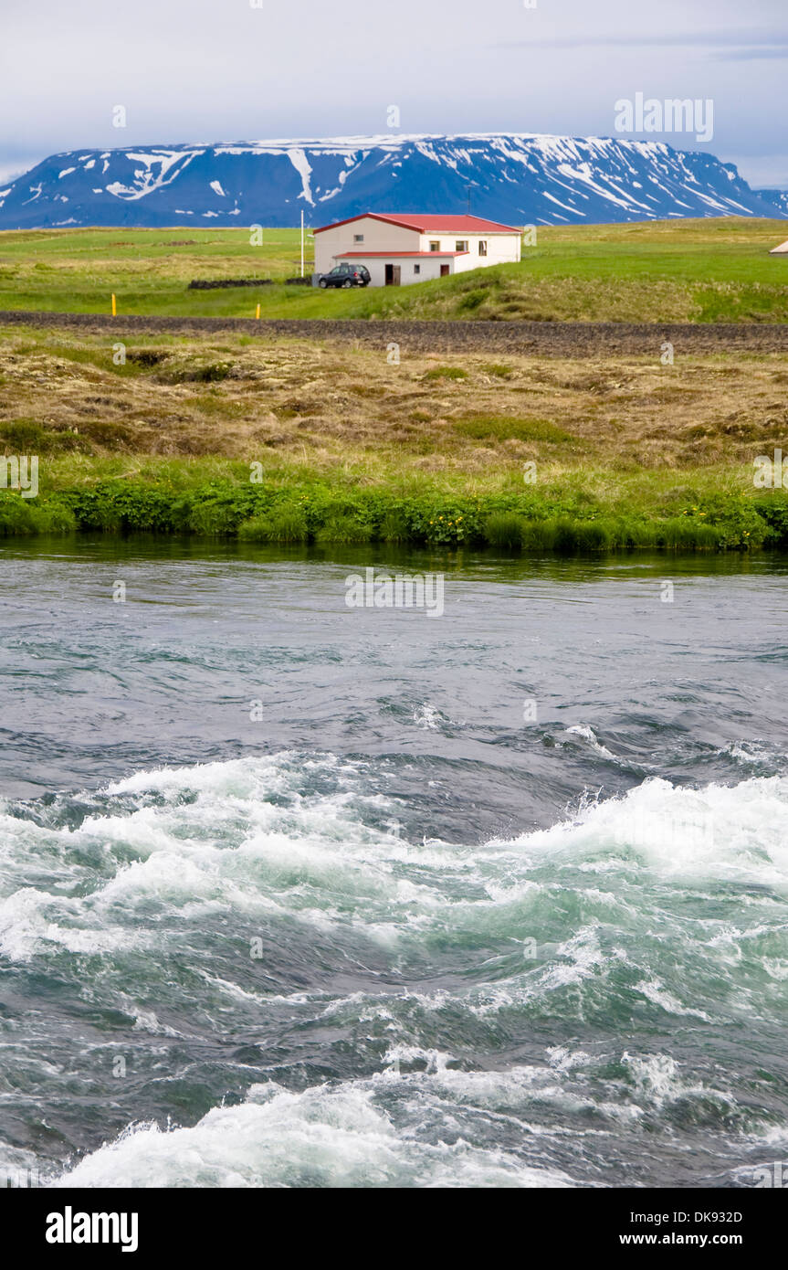 Remote settlement farm houses hi-res stock photography and images - Alamy