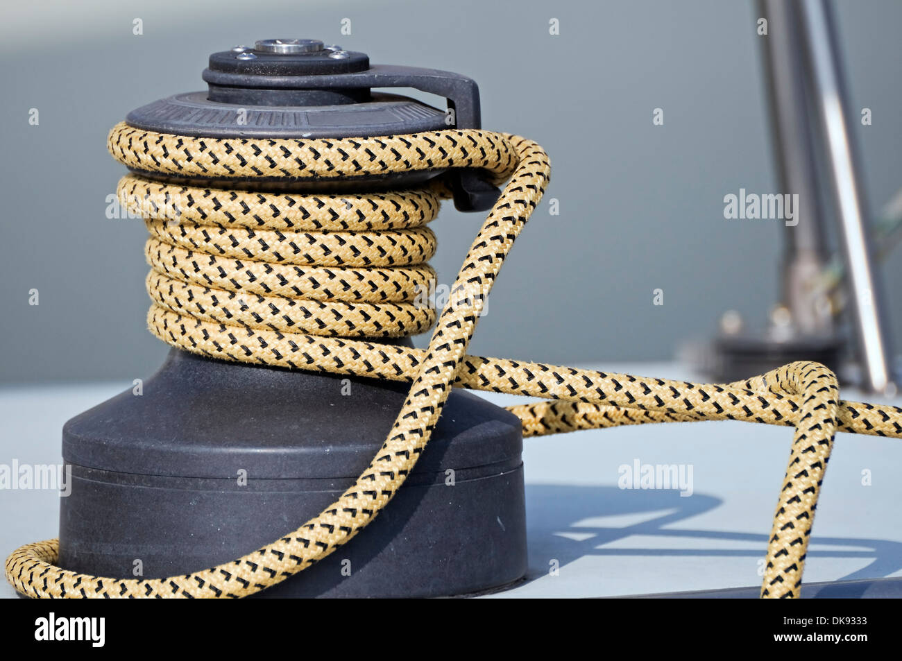 Rope hoist hi-res stock photography and images - Alamy