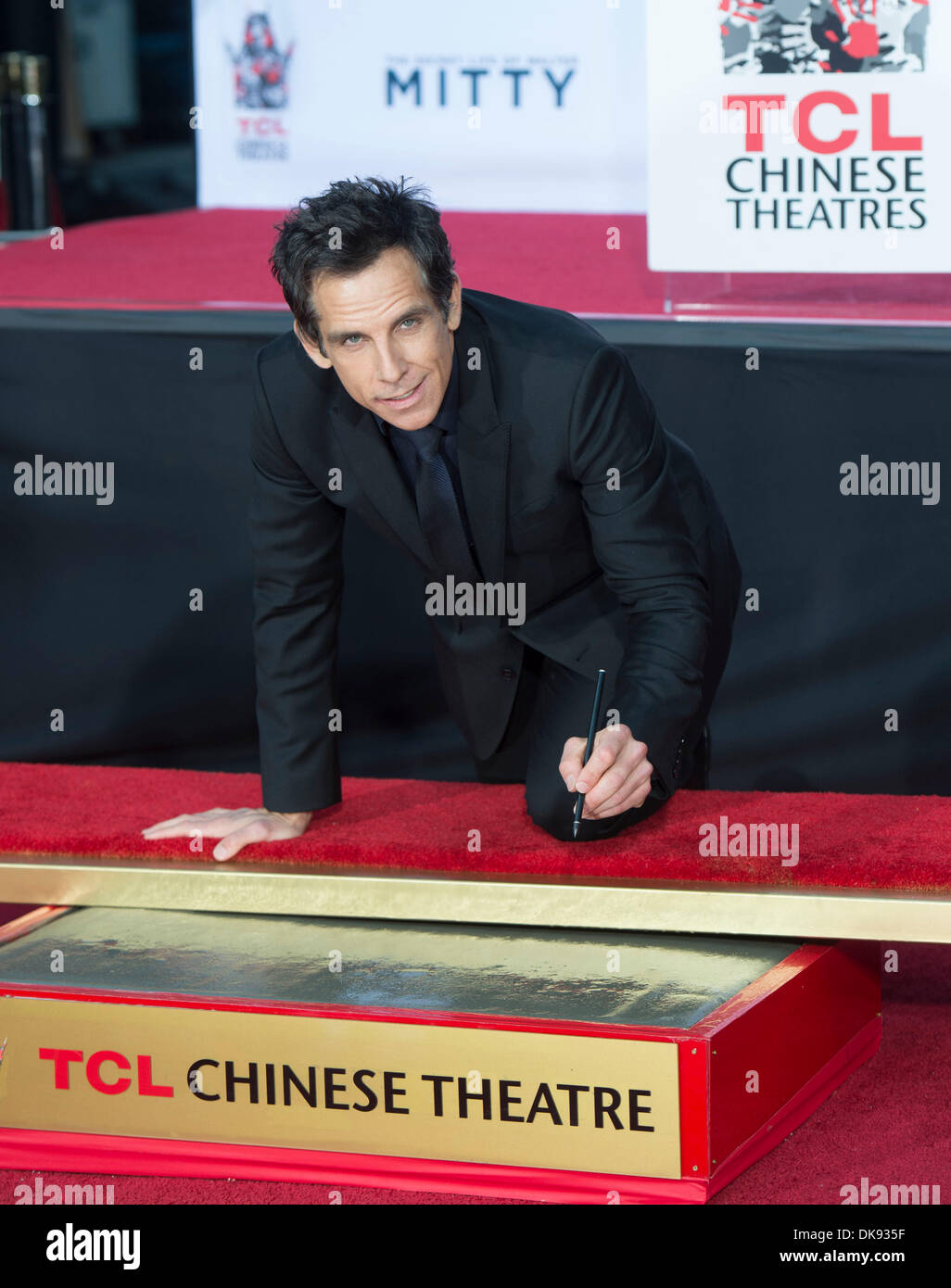 Hollywood, California. 3rd Dec, 2013. U.S. actor Ben Stiller poses at ...