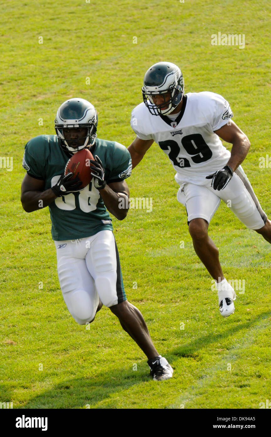 Aug. 8, 2011 - Bethlehem, PA, USA - Philadelphia Eagles tight end ...