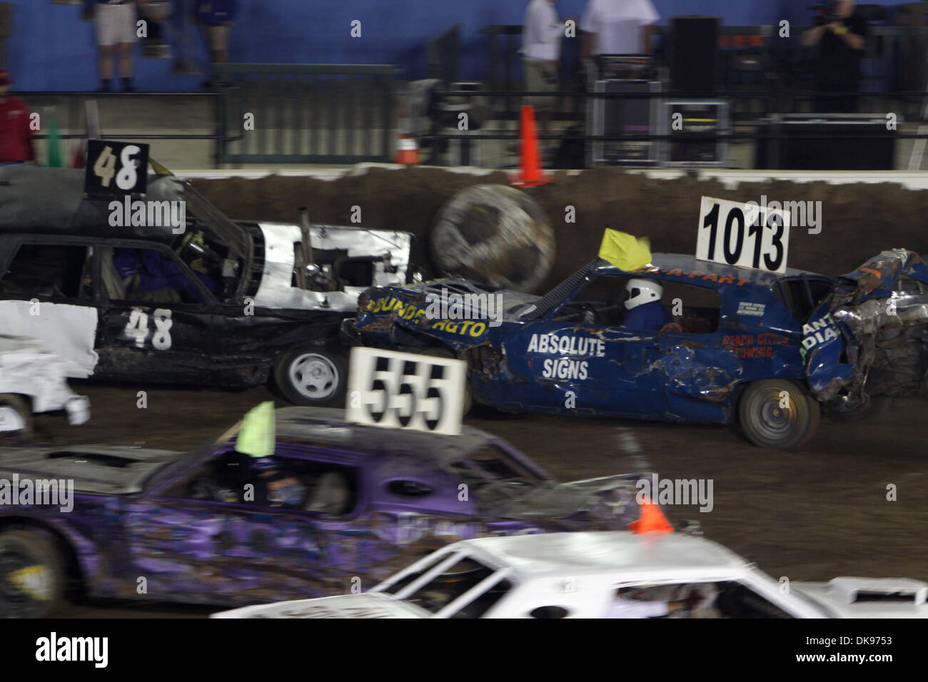 Demolition derby fair hi-res stock photography and images - Alamy