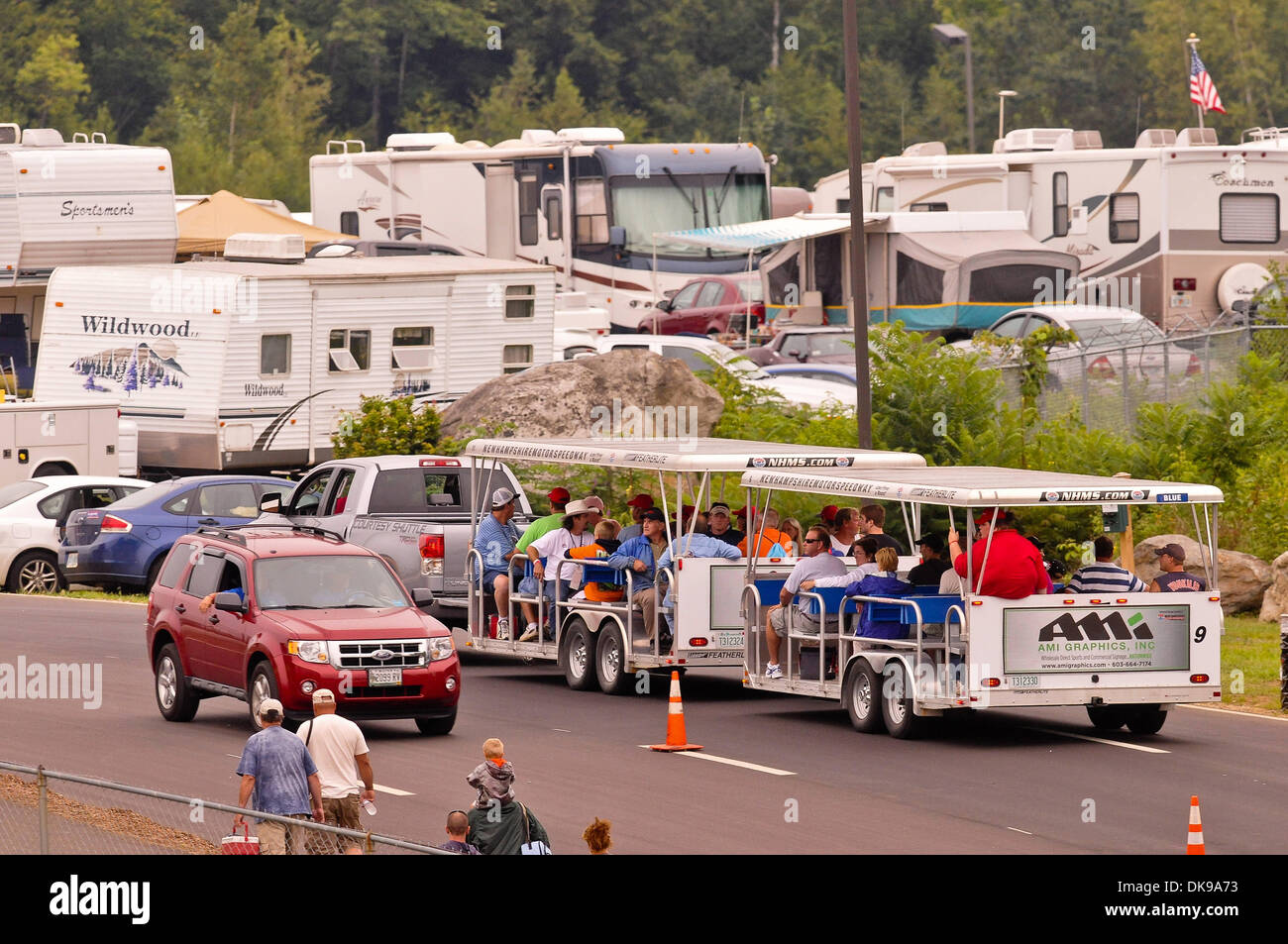 Race cars new hampshire speedway hi-res stock photography and images ...